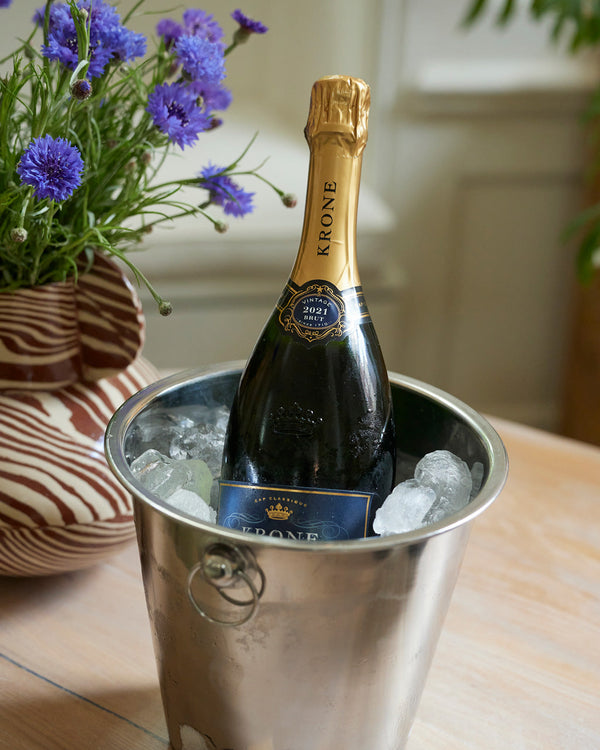 SISTER BY STUDIO ASHBY PRESENTS THE JOCASTA COLLECTION - Krone Cap ...